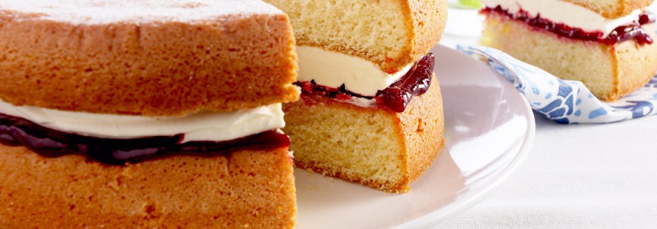 English Baking In America – A cup of tea and a slice of cake!